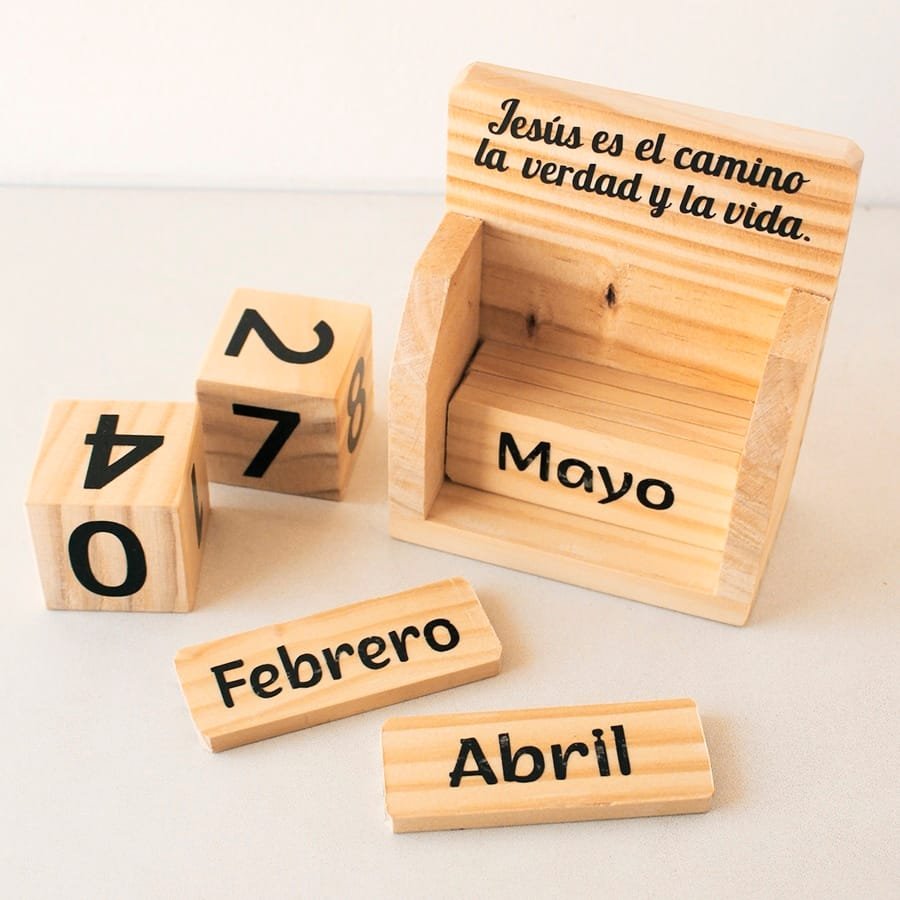 Calendario de Madera eterno - Librería Kyrios